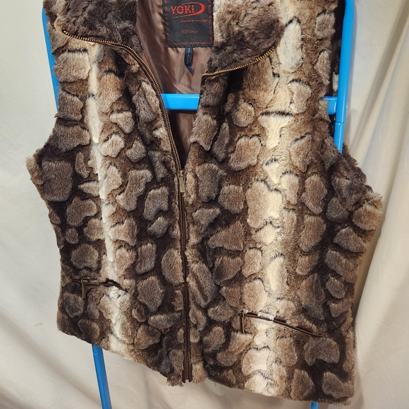 Yoki | Jackets & Coats | Yoki Vest | Poshmark